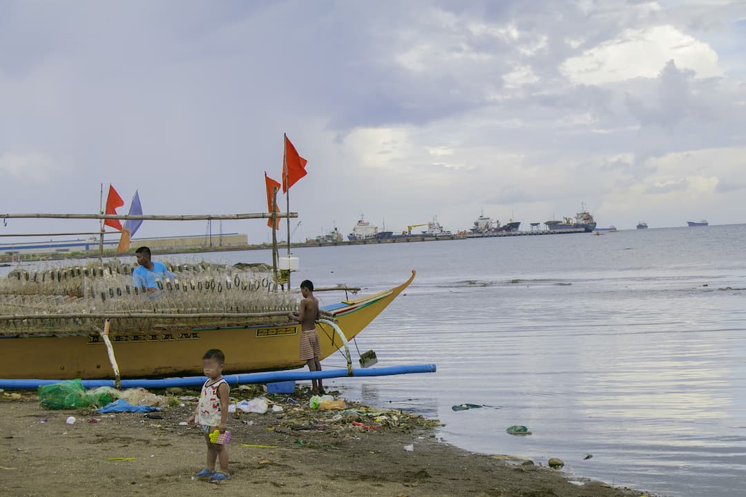 How the Family Strengthening Program Helps Fishermen in Bataan - SOS ...
